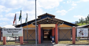 Adolescentes que fizeram ameaças contra escola de Rodeio são ...